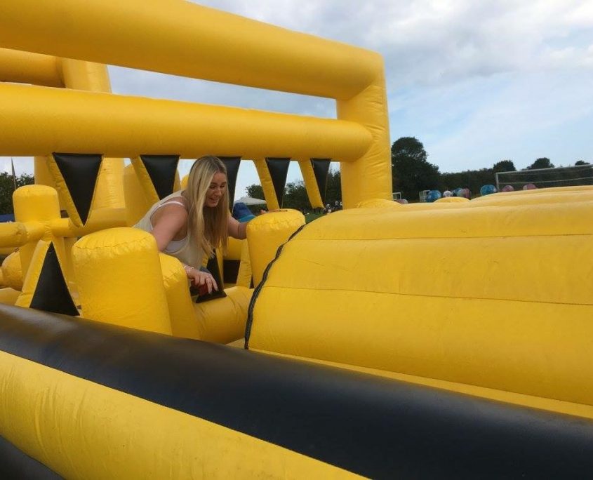Giant Inflatable Assault Course & Bouncy Castle – Elsham Activity Centre