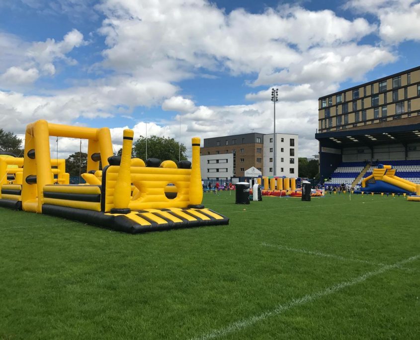 Giant Inflatable Assault Course & Bouncy Castle – Elsham Activity Centre
